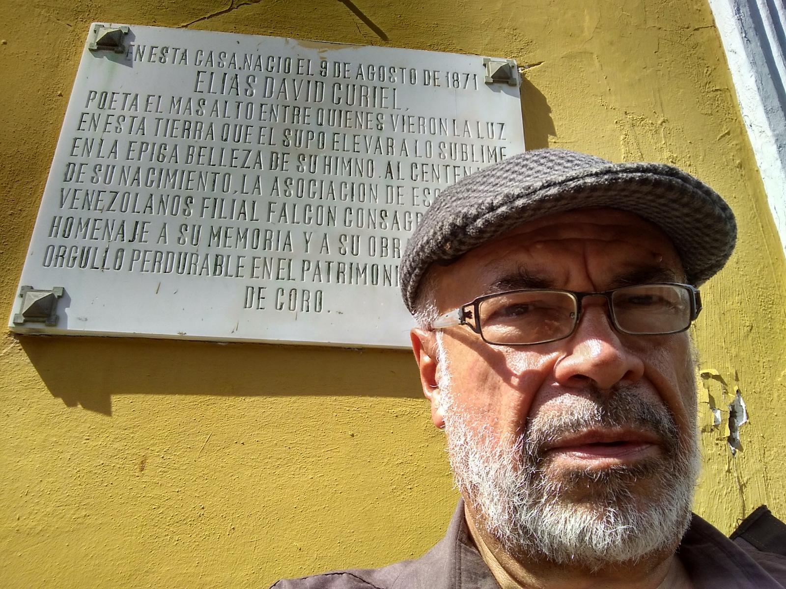 ELIAS DAVID CURIEL: PSIQUISMO Y NOCTURNIDAD. ENSAYO DE GABRIEL JIMÉNEZ EMÁN