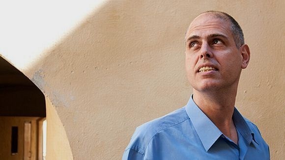 ENTREVISTA Y POEMAS DEL ISRAELÍ RAMI SAARI