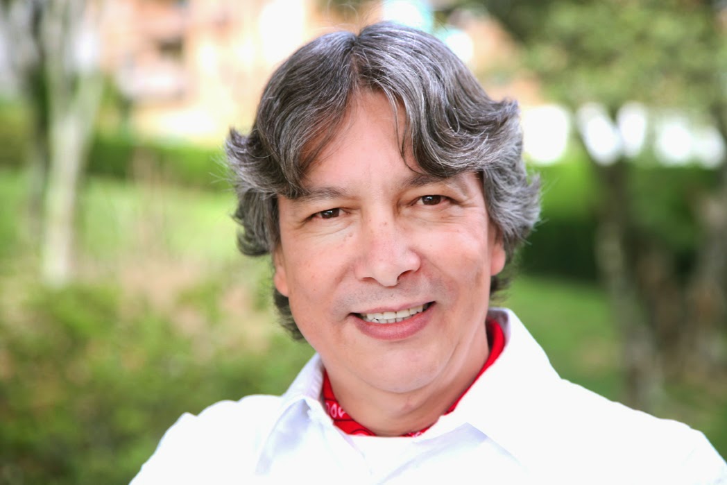 100 AÑOS DE SURREALISMO. ENSAYO DE OMAR CASTILLO