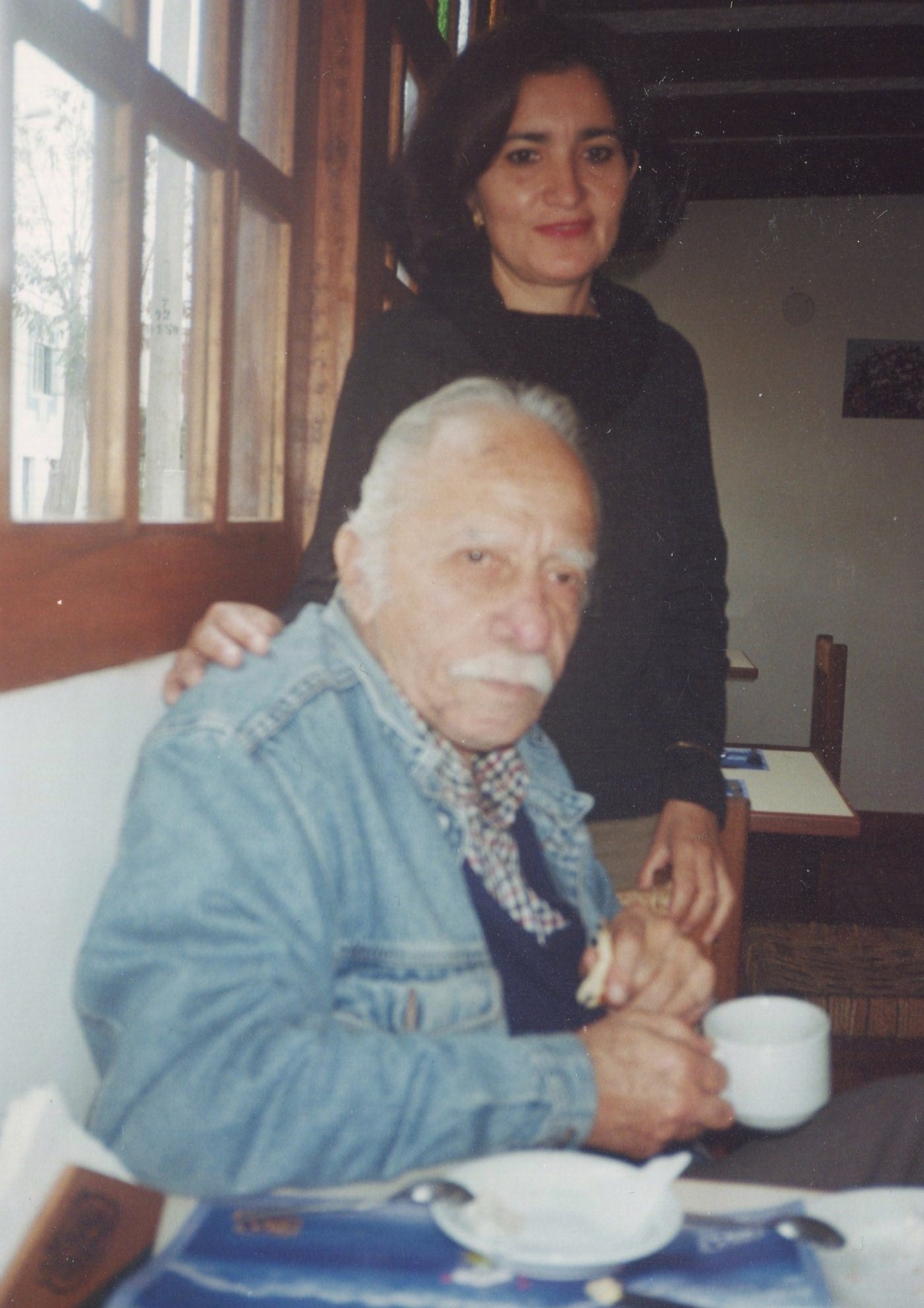 POEMAS DEL NOTABLE POETA PERUANO ALEJANDRO ROMUALDO (1926-2008)