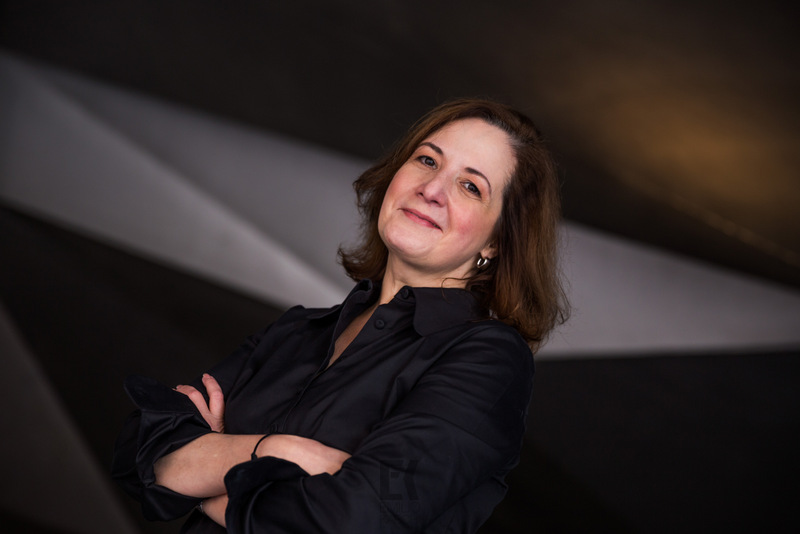 ENTREVISTA A LENA YAU: “LOS LIBROS DE LOS INMIGRANTES SE MOJAN EN EL ...