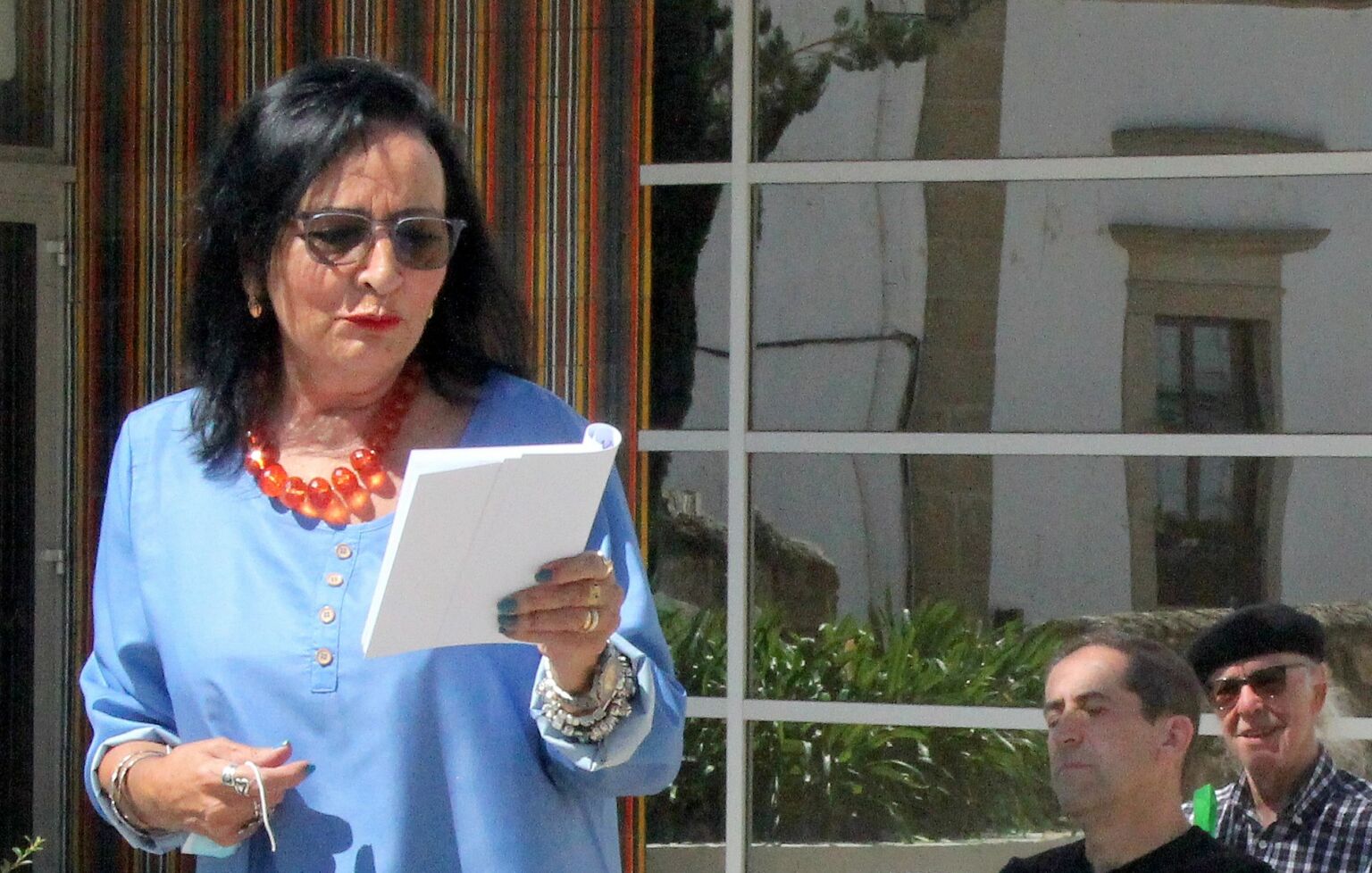 POEMAS DE MARIA DE LURDES GOUVEIA BARATA LEÍDOS EN EL II ENCUENTRO ROIZ ...