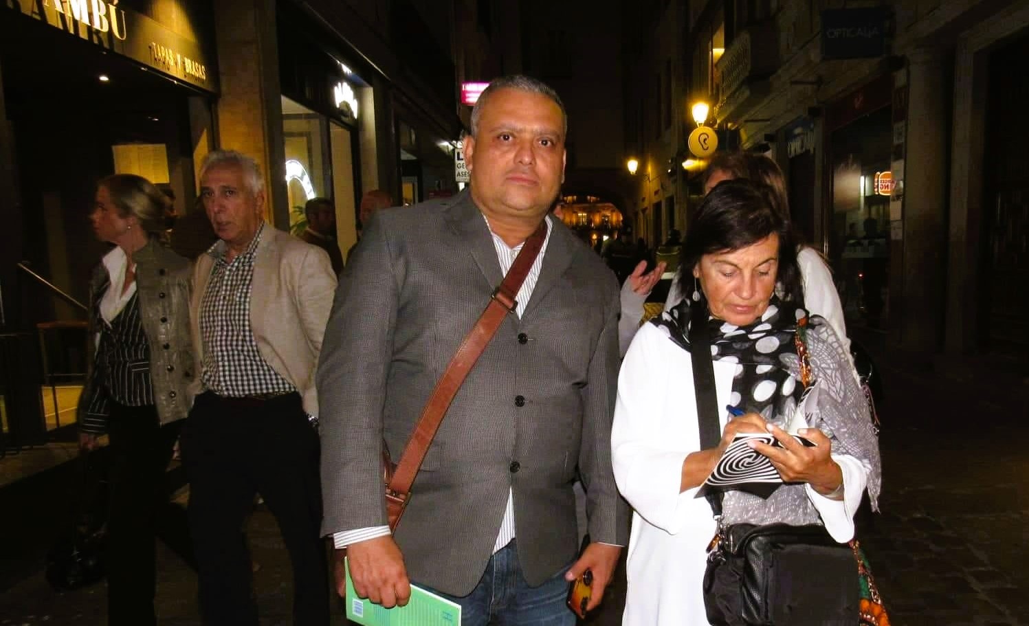 ‘INSTRUCCIONES PARA UNA MARIPOSA’ Y OTROS POEMAS DEL PANAMEÑO PORFIRIO ...